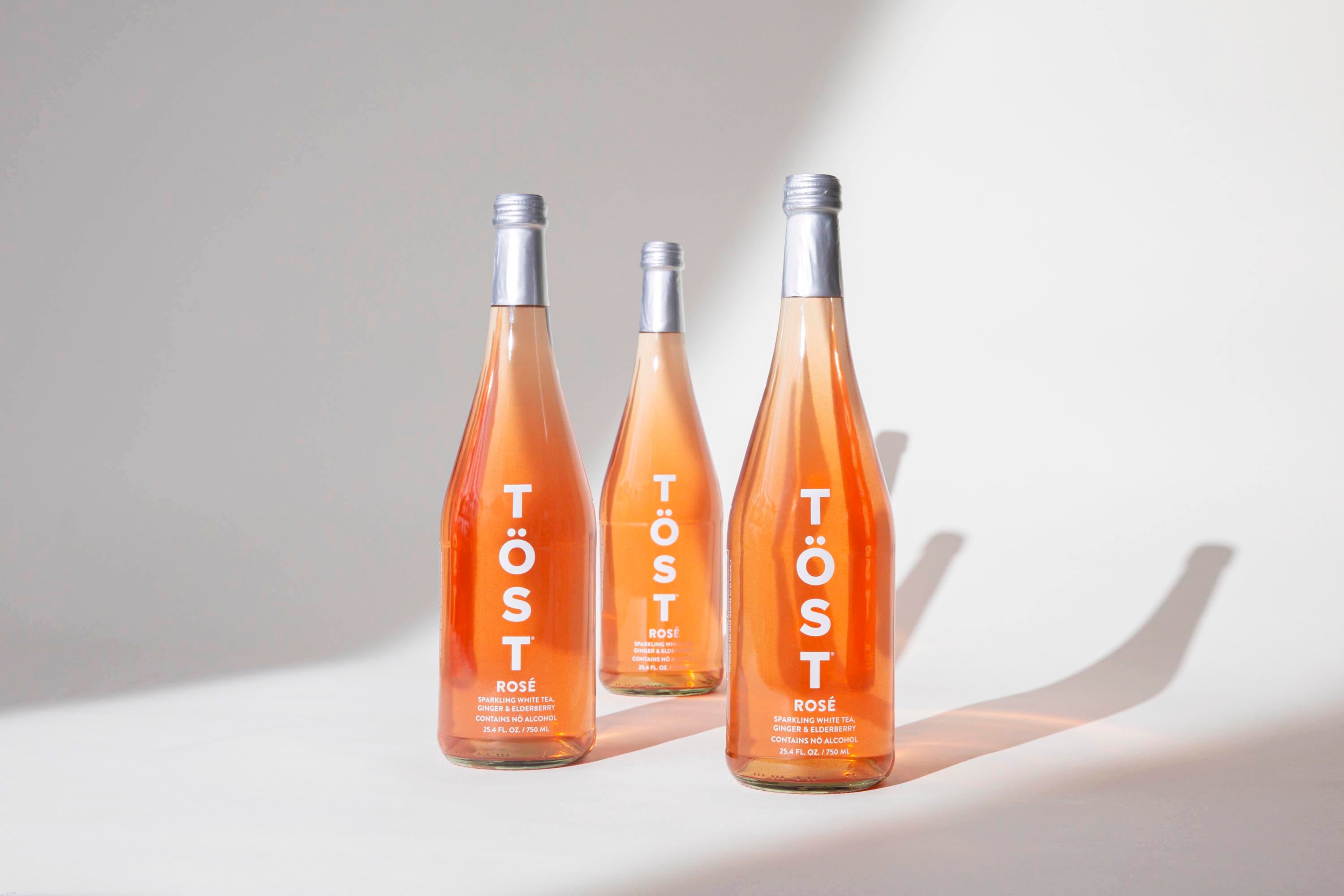 Non Alcoholic Rosé Drinks | TÖST Sparkling Rosé Collection