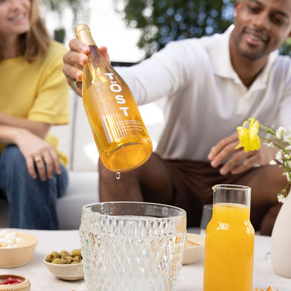 TÖST Original 750ml | Sparkling White Tea Non-Alcoholic Drink